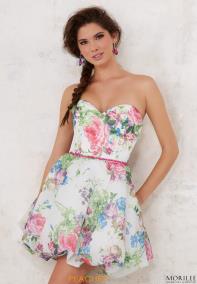 Designer Dresses and Gowns for Prom | Peaches Boutique